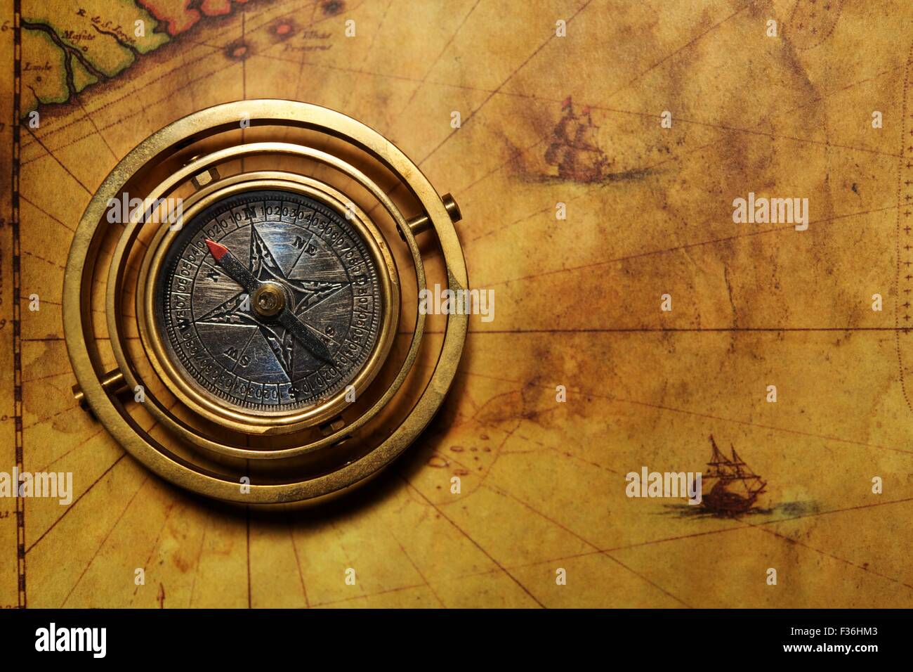 Vintage compass on the old map Stock Photo - Alamy