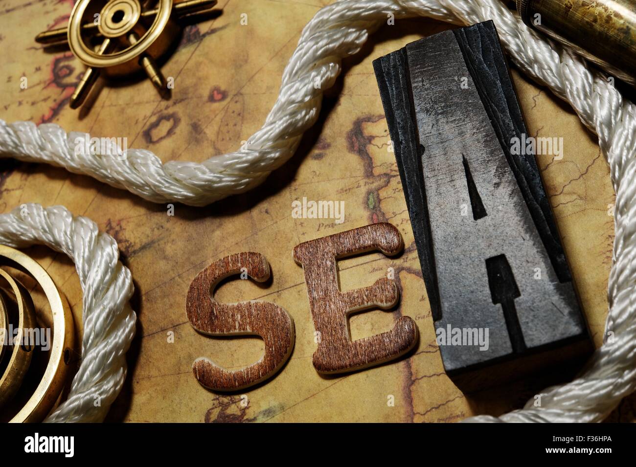World map rope cable hi-res stock photography and images - Alamy