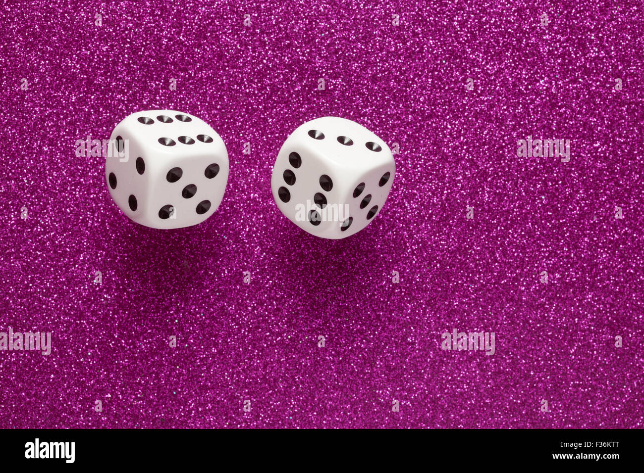 Two white dice Stock Photo - Alamy