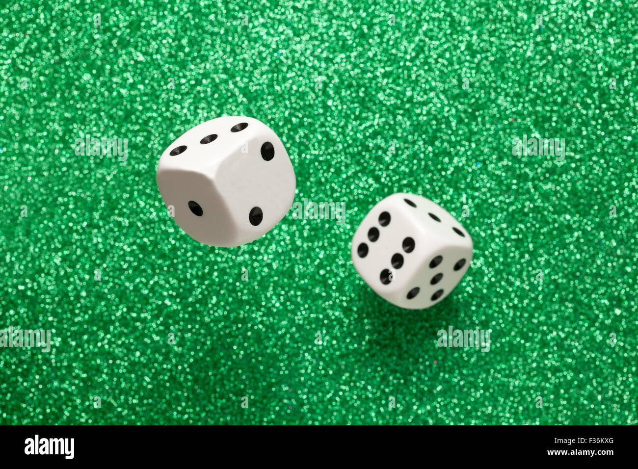 Two white dice Stock Photo - Alamy