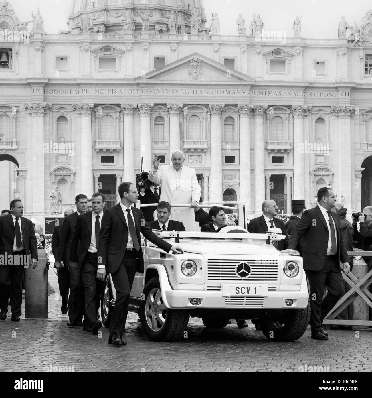Pope francis Black and White Stock Photos & Images - Alamy