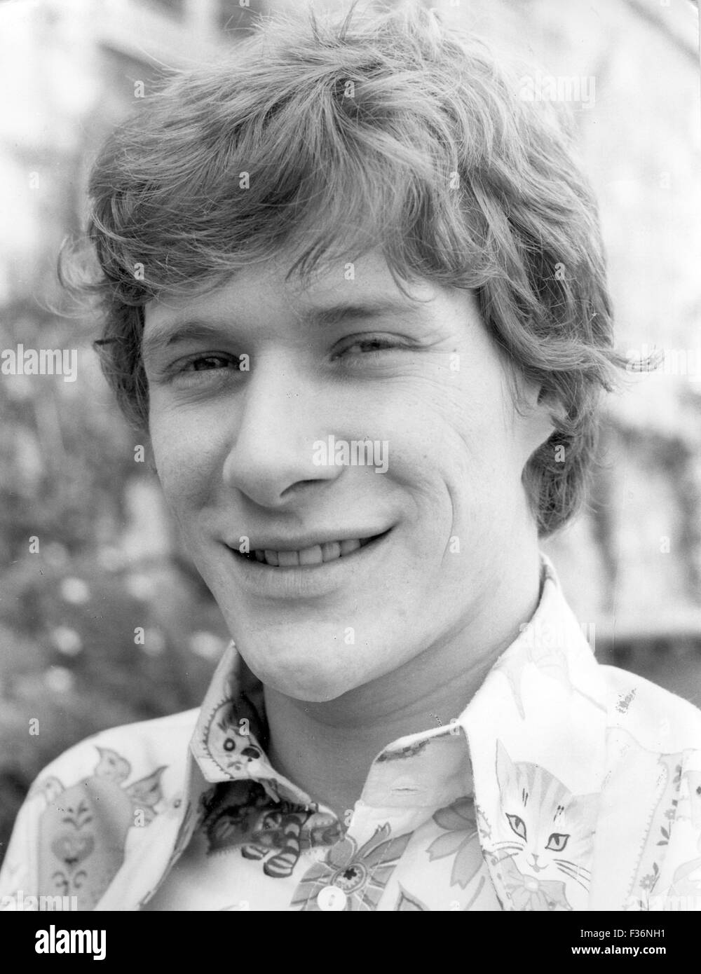 Paul jones singer hi-res stock photography and images - Alamy