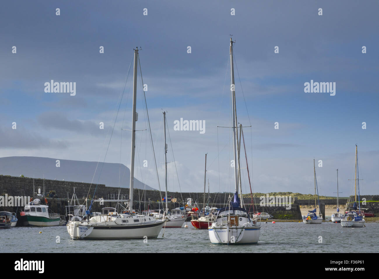 Mullaghmore harbour county sligo hi-res stock photography and images ...