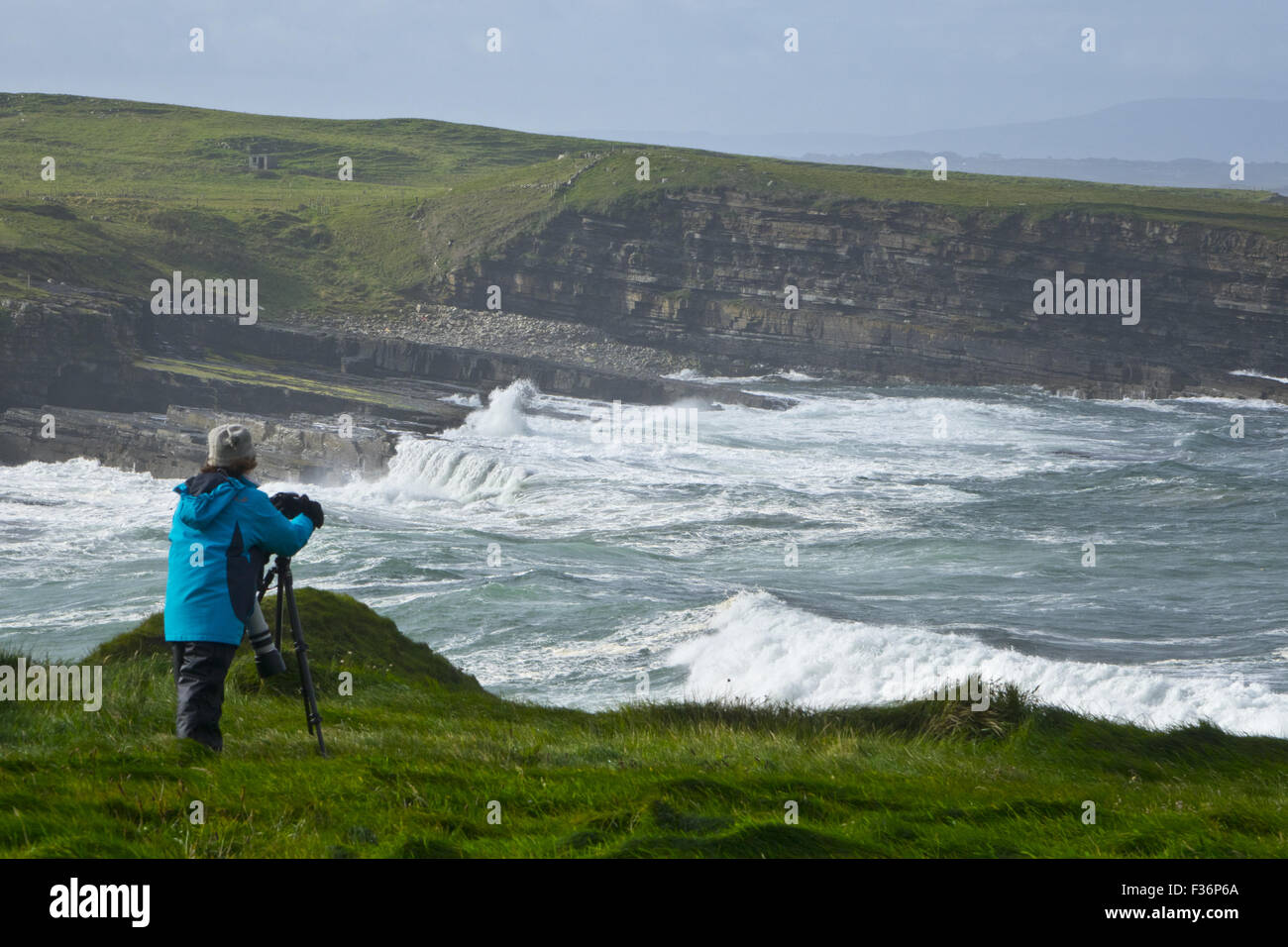 Woman and landscape hi-res stock photography and images - Alamy