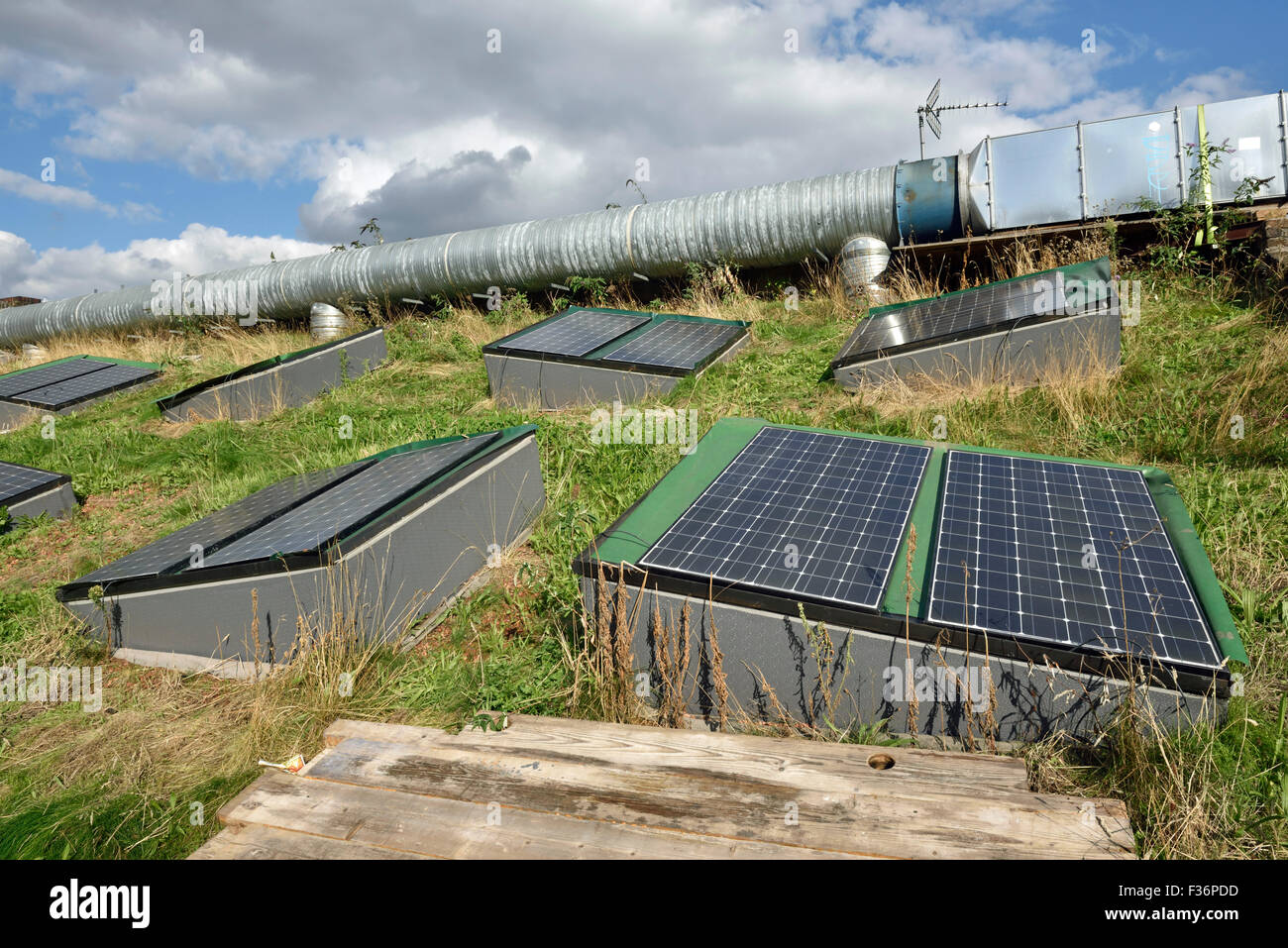 Solar panels set into green roof, Shoreditch, London Borough of Hackney ...