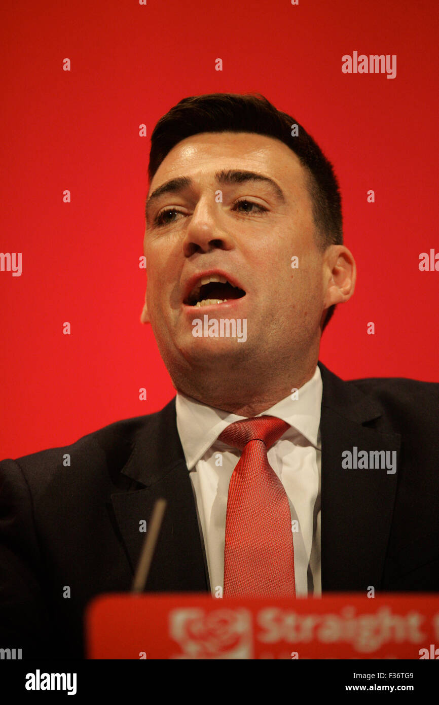 Andy burnham homeless hi-res stock photography and images - Alamy