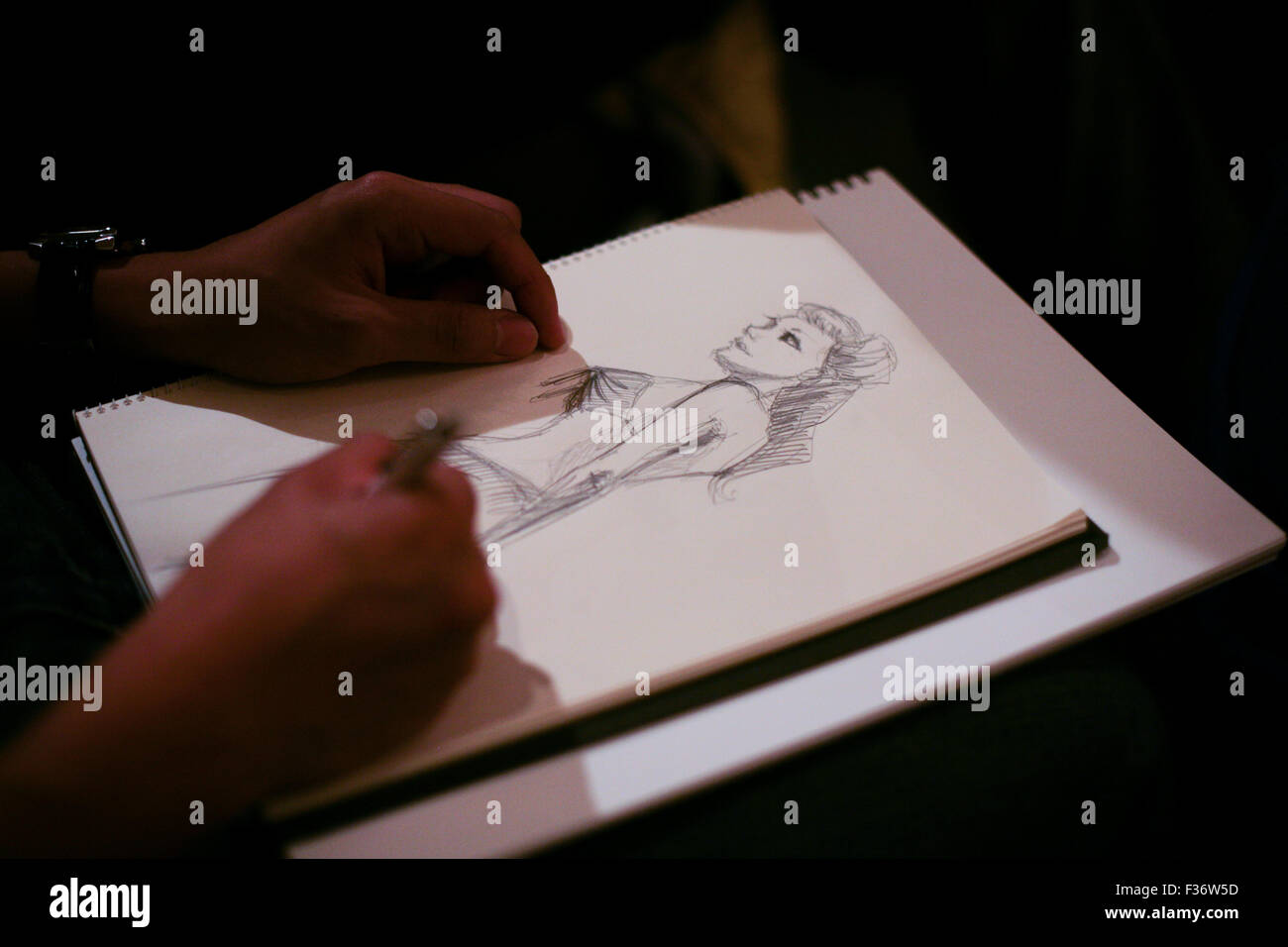 Illustrator drawing hi-res stock photography and images - Alamy