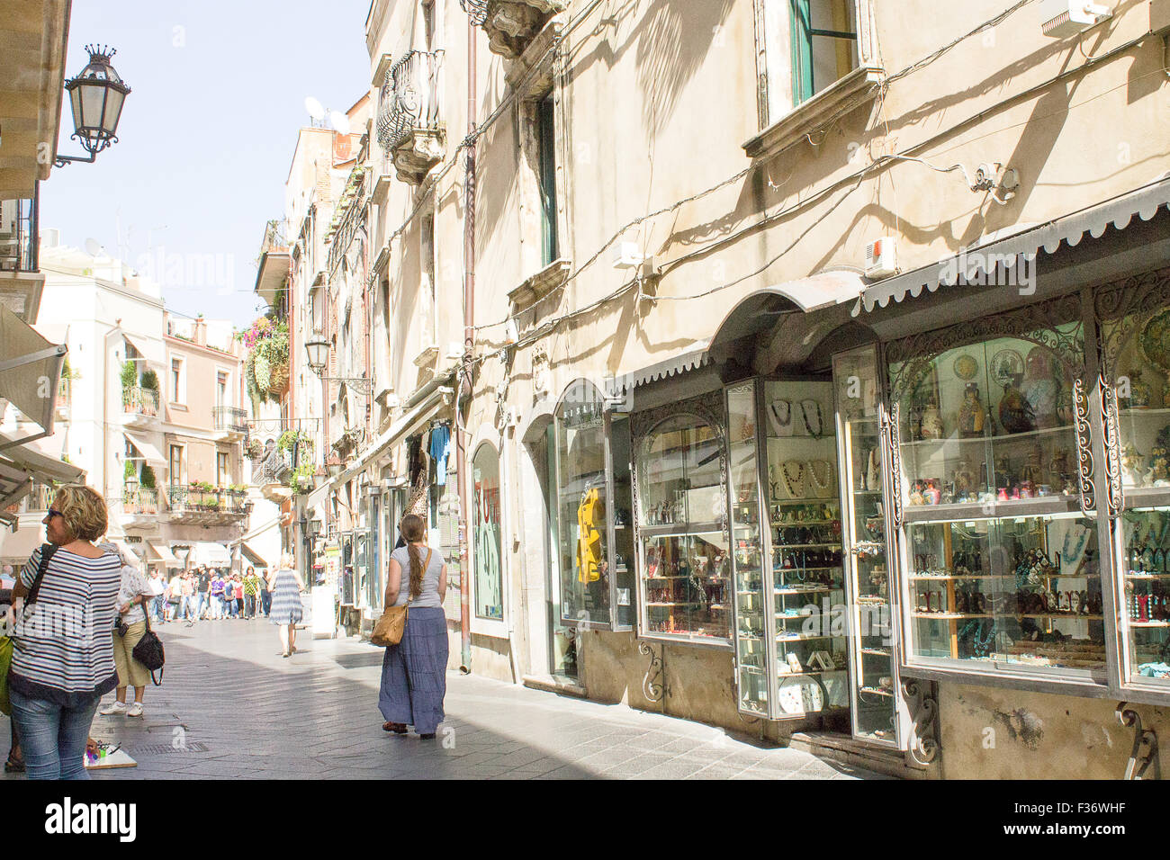 Corso Umberto is the main shopping street in Taormina Stock Photo - Alamy