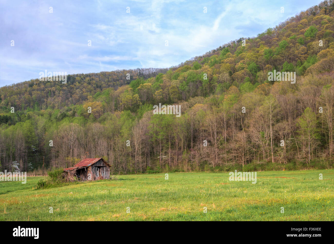 A Rusty Old Barn in the Great Smoky Mountains, Tennessee Stock Photo ...