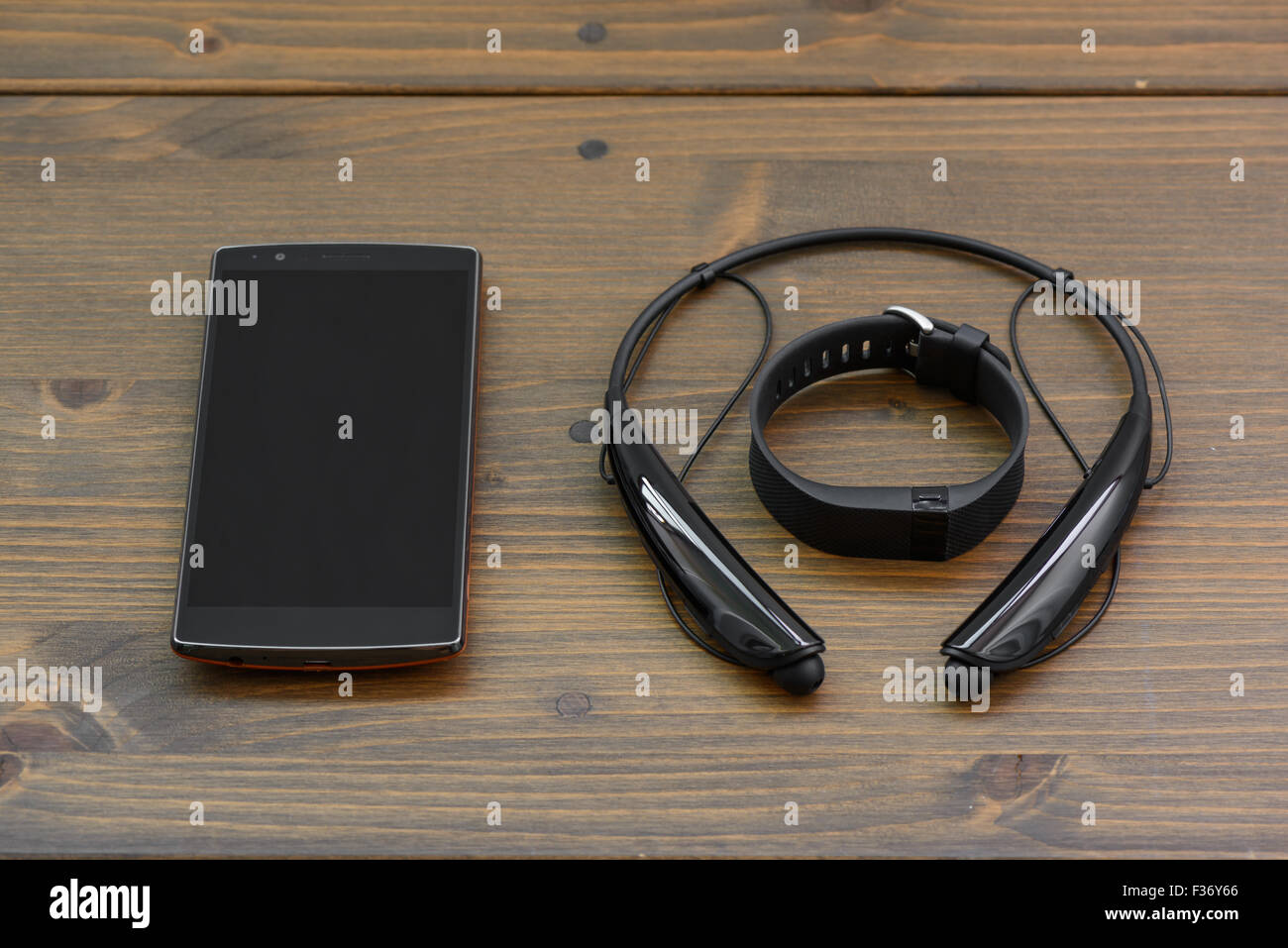 Wearable devices hi-res stock photography and images - Alamy