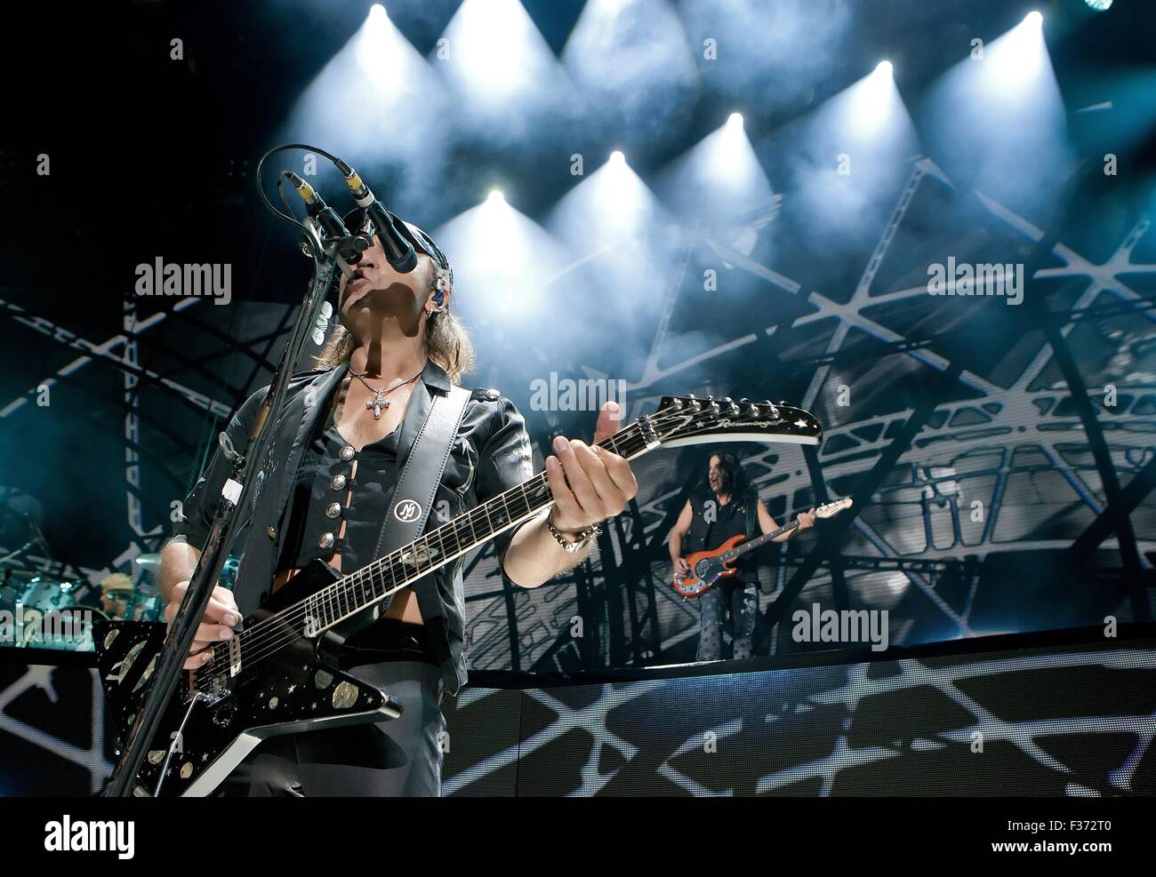 Englewood, Colorado, USA. 29th Sep, 2015. Scorpions Guitarist MATTHIAS ...