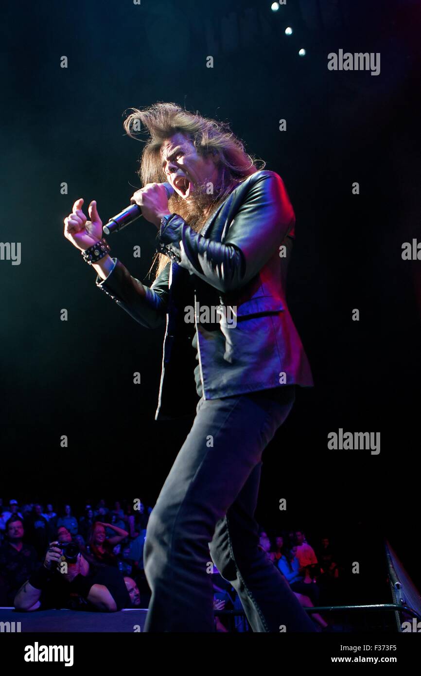 Englewood, Colorado, USA. 29th Sep, 2015. Queensryche Lead Singer TODD ...