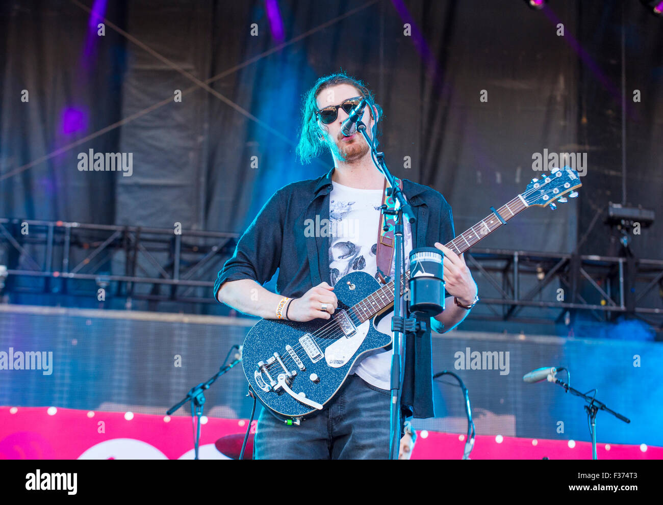 Singer/songwriter Hozier performs onstage at the 2015 iHeartRadio Music ...
