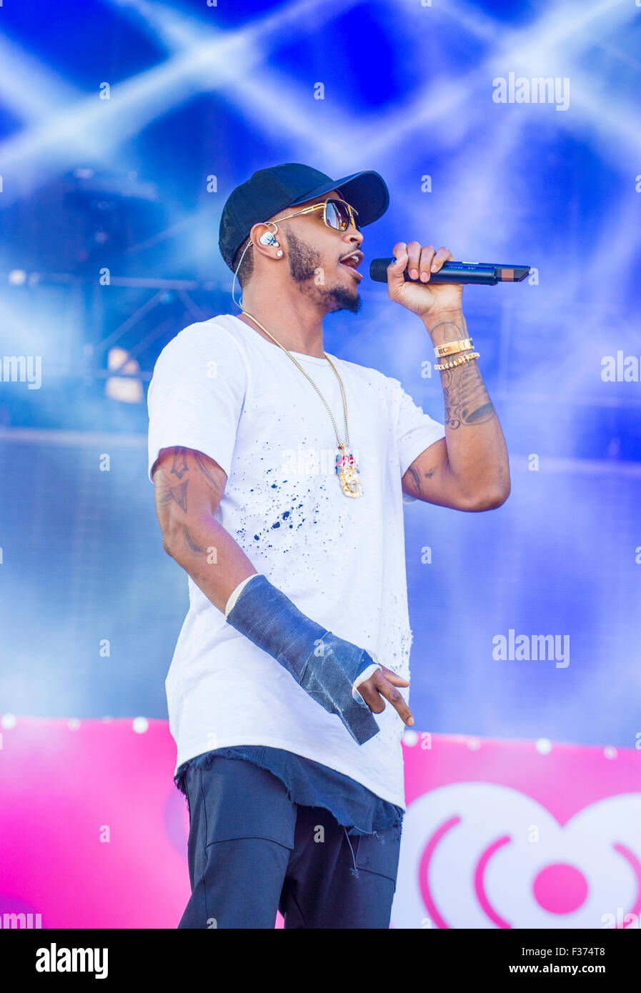 Singer Trey Songz performs onstage at the 2015 iHeartRadio Music ...