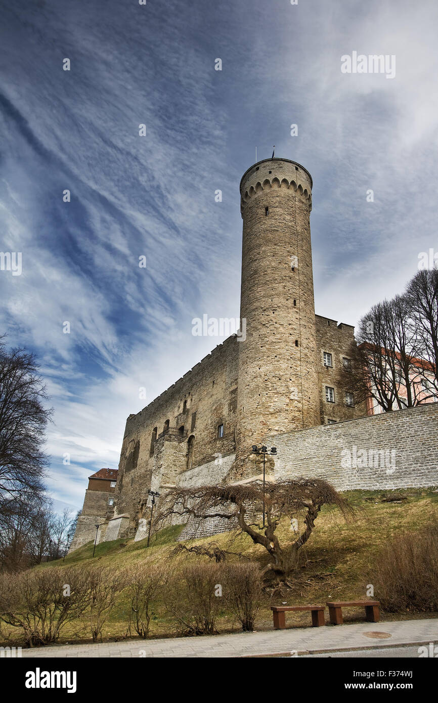 Toompea castle in old Tallinn Stock Photo - Alamy