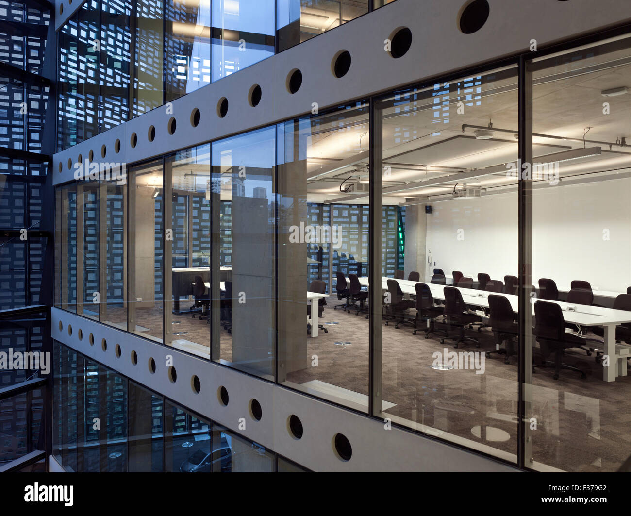 View across atrium showing meeting room. Faculty of Engineering ...