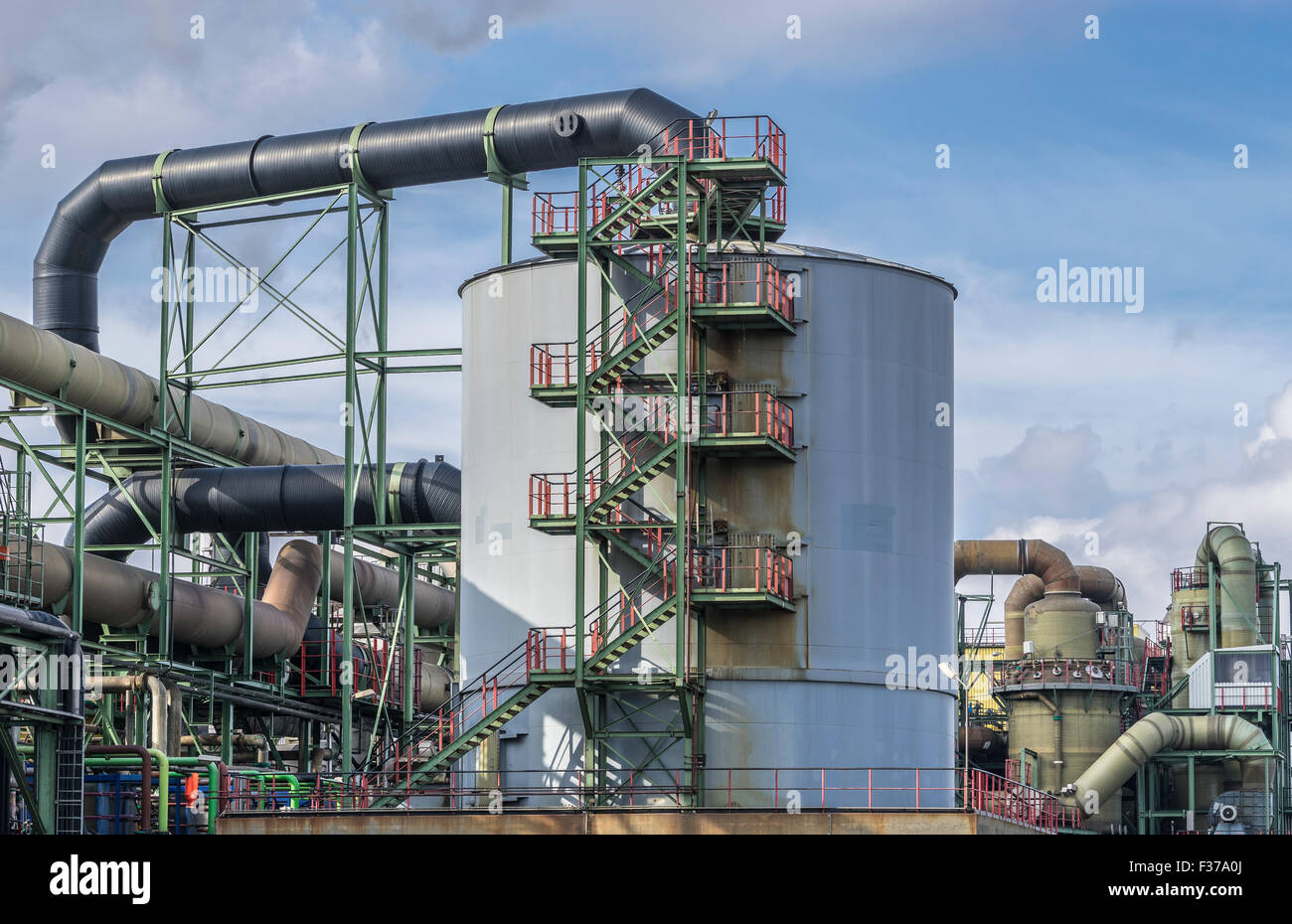 Copper production hi-res stock photography and images - Alamy