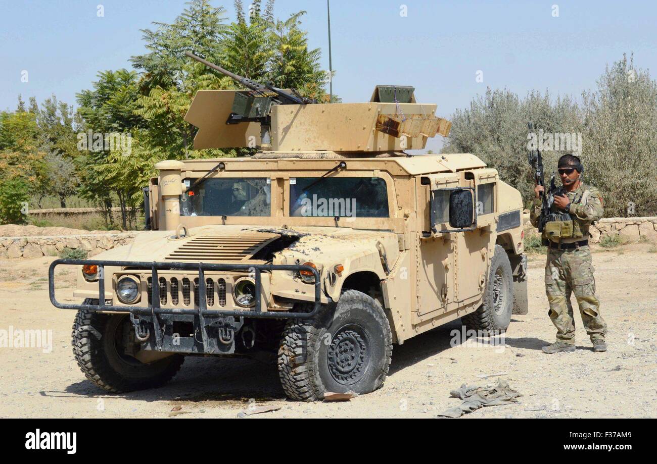 Security guard stands next hi-res stock photography and images - Alamy