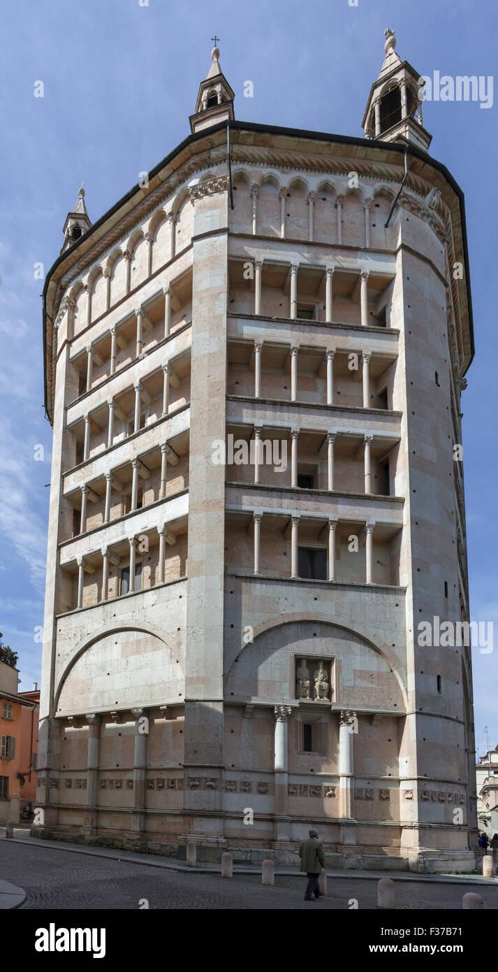 Baptistery, Parma, Emilia-Romagna, Italy Stock Photo - Alamy