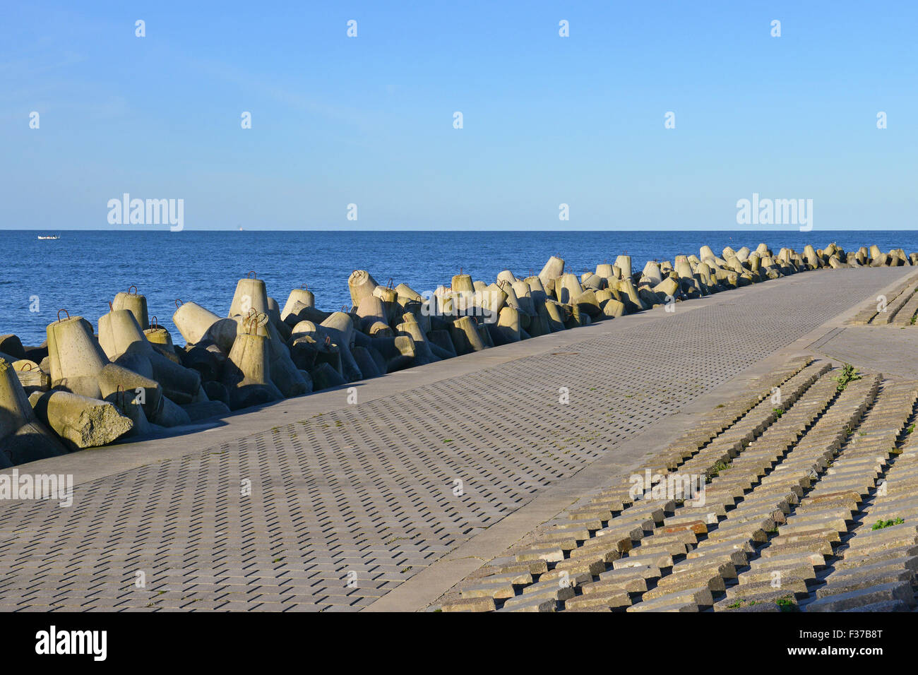 Bank reinforcement with tetrapods and concrete, Heligoland, Schleswig ...