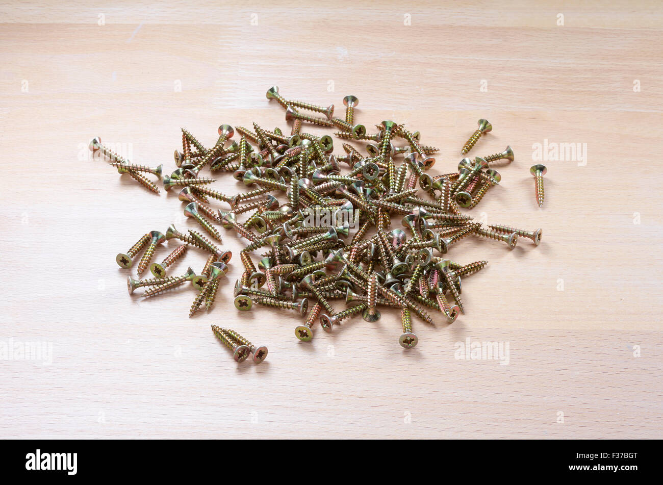 Many metal screws on hi-res stock photography and images - Alamy