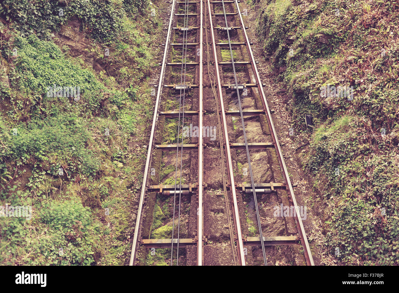 Train on steep incline hi-res stock photography and images - Alamy