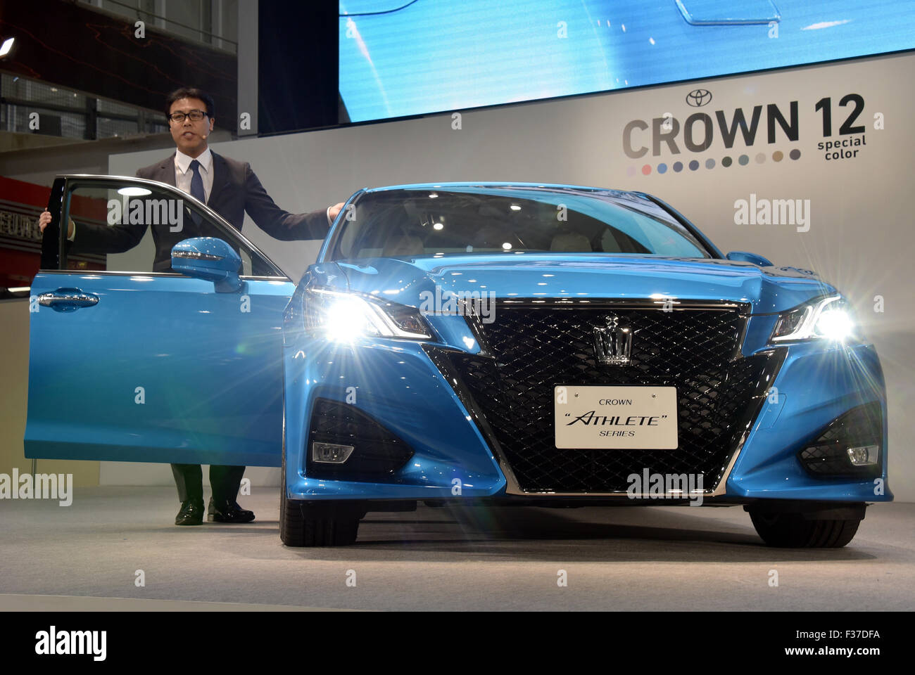 Tokyo, Japan. 1st Oct, 2015. Chief Engineer Akira Akiyama of Toyota ...