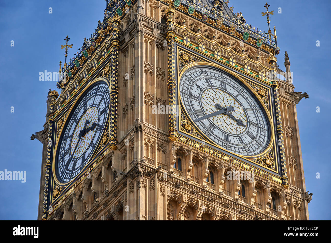 Big ben 1858 bell hi-res stock photography and images - Alamy