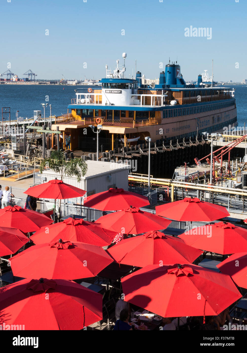 St. George Terminal, Staten Island, NYC, USA Stock Photo - Alamy
