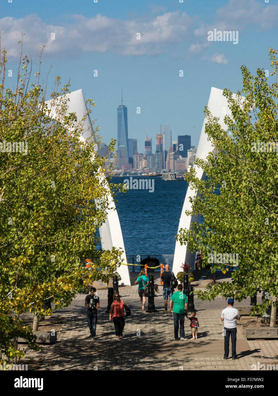 9 11 sculpture hi-res stock photography and images - Alamy