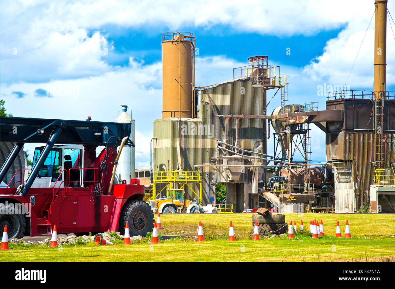 Industrial machines hi-res stock photography and images - Alamy