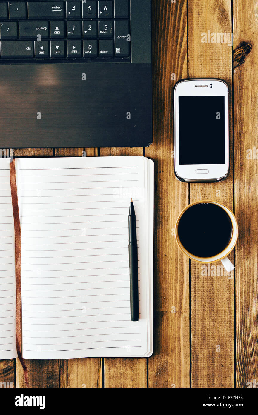 Espresso cup pen table hi-res stock photography and images - Alamy