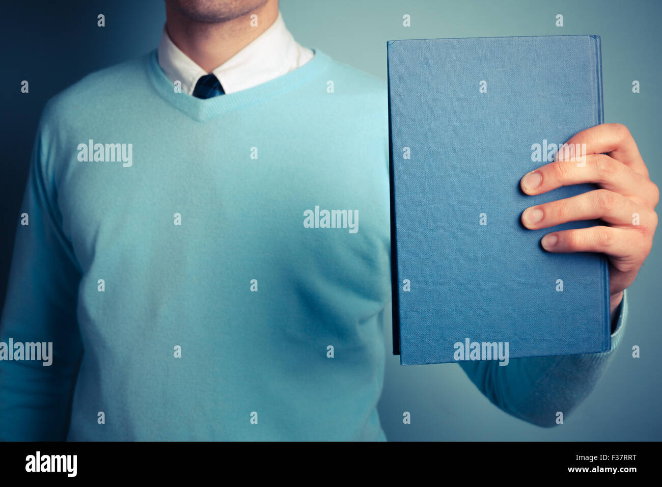 Big blue book hi-res stock photography and images - Alamy