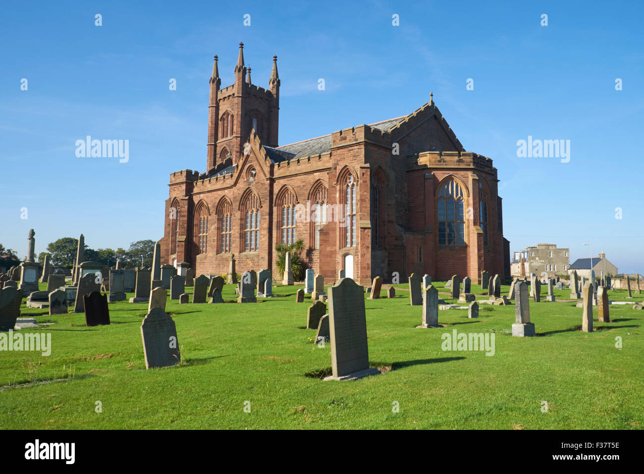 Dunbar parish church hi-res stock photography and images - Alamy