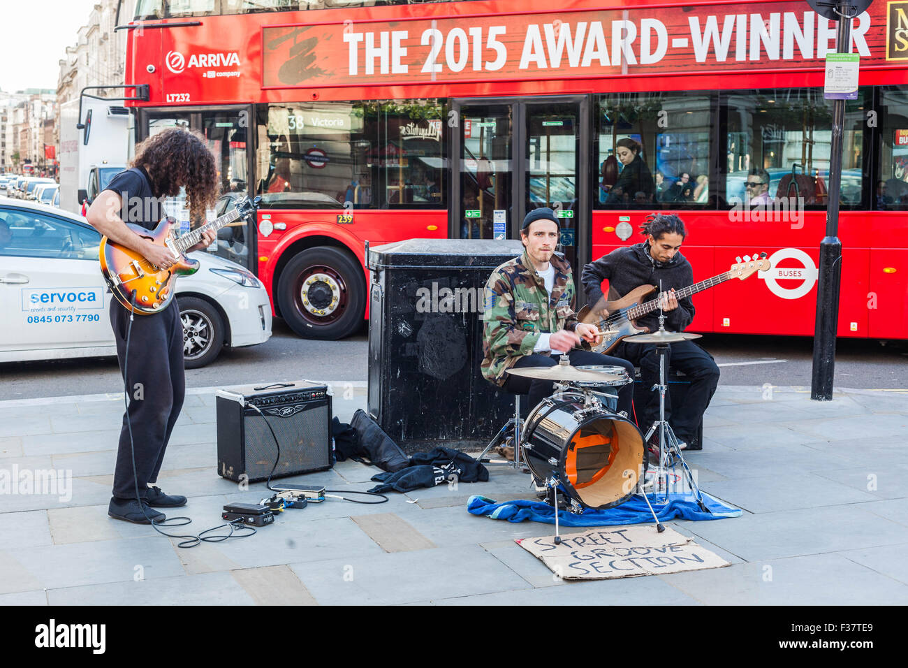 Uk Rock Band High Resolution Stock Photography and Images - Alamy