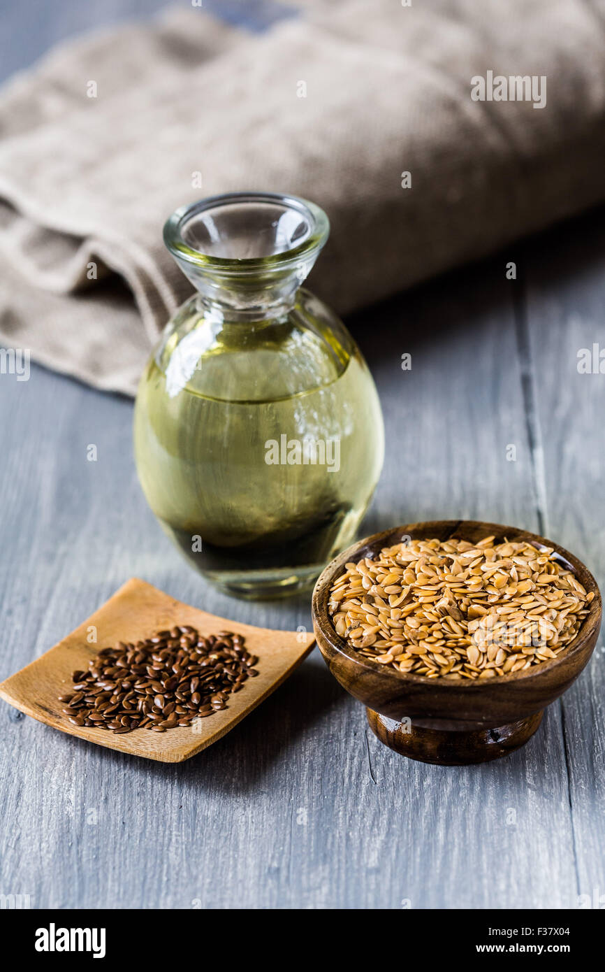 Oil linseed hi-res stock photography and images - Alamy