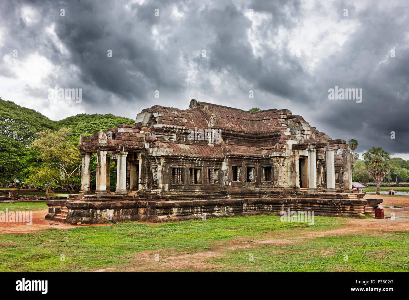 Library building at Angkor Wat temple complex. Angkor Archaeological ...