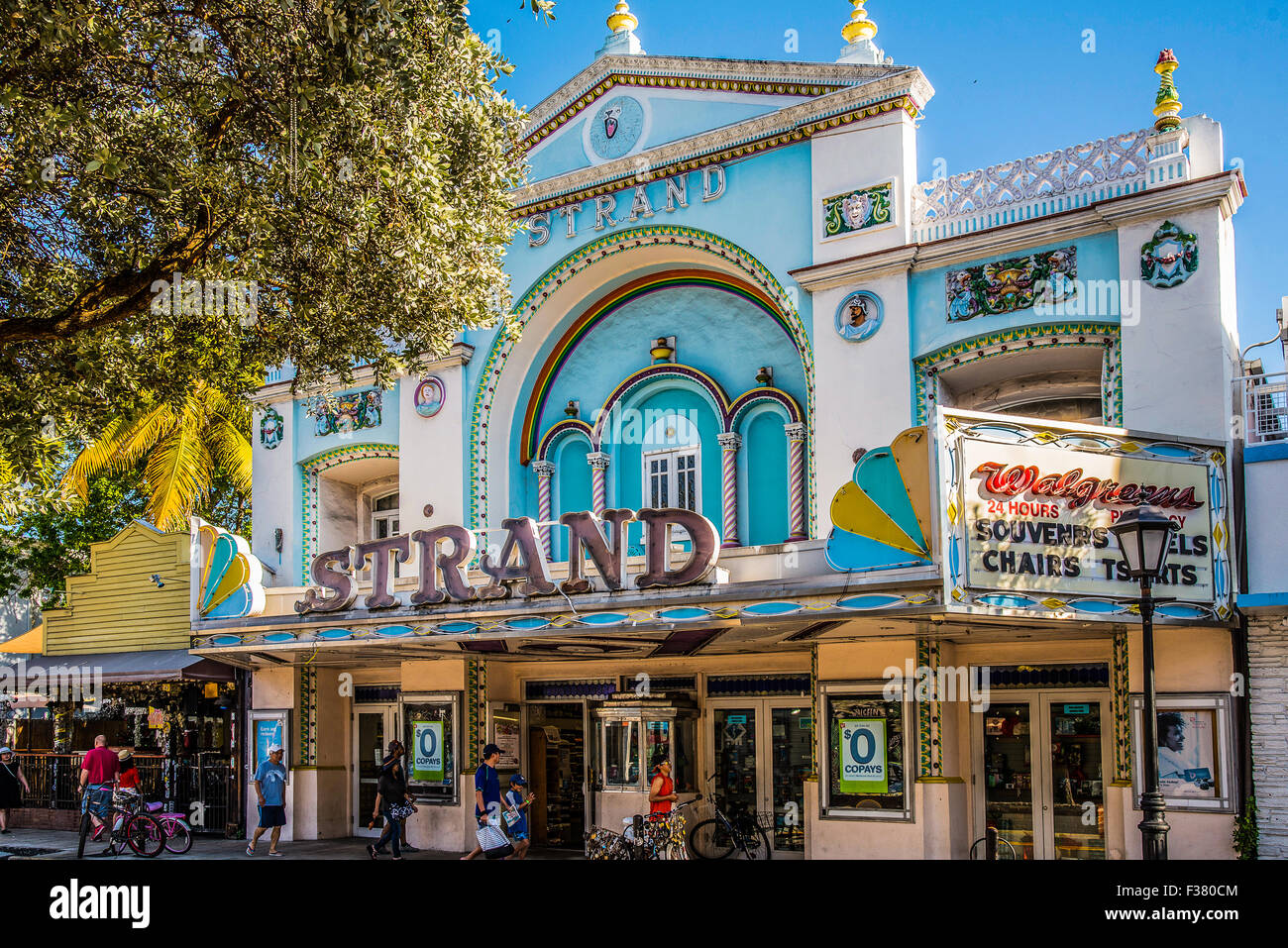 Strand movie theater hi-res stock photography and images - Alamy