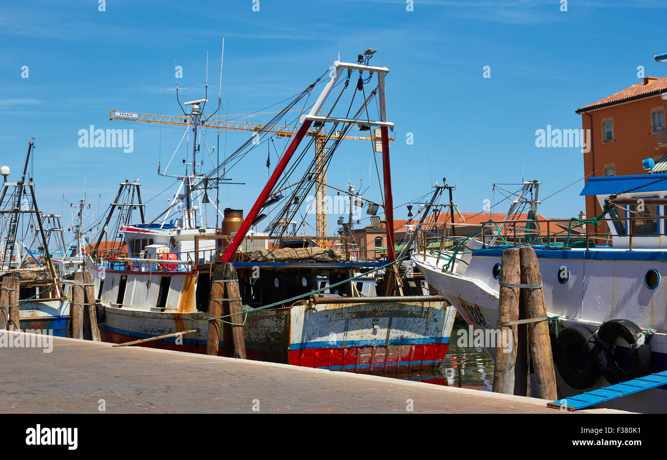 Trawler capture hi-res stock photography and images - Alamy