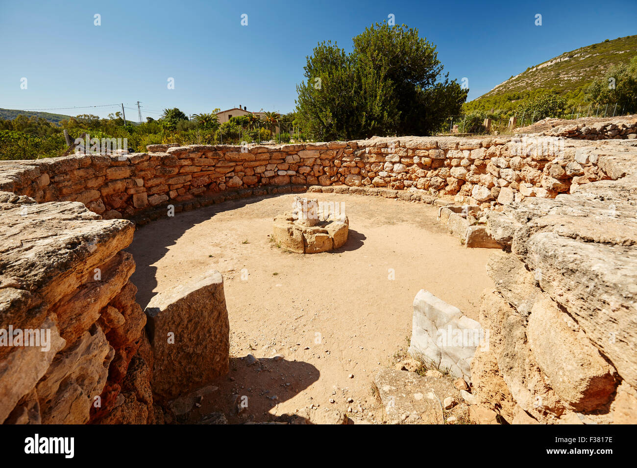 Ancient Nuragic complex Palmavera, Sardinia Stock Photo - Alamy