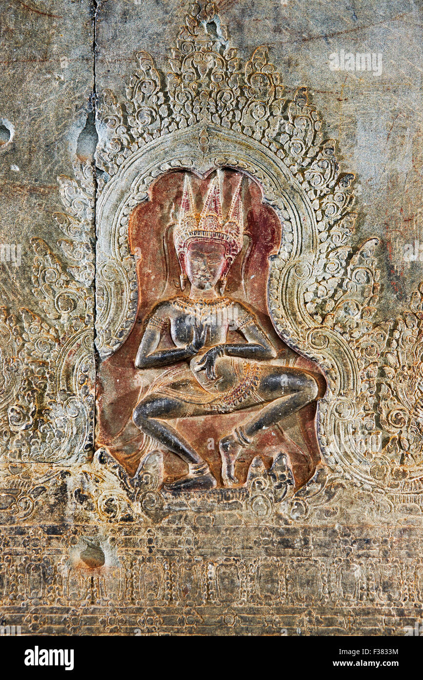 Bas-relief of apsara (celestial dancer) at Angkor Wat temple complex ...