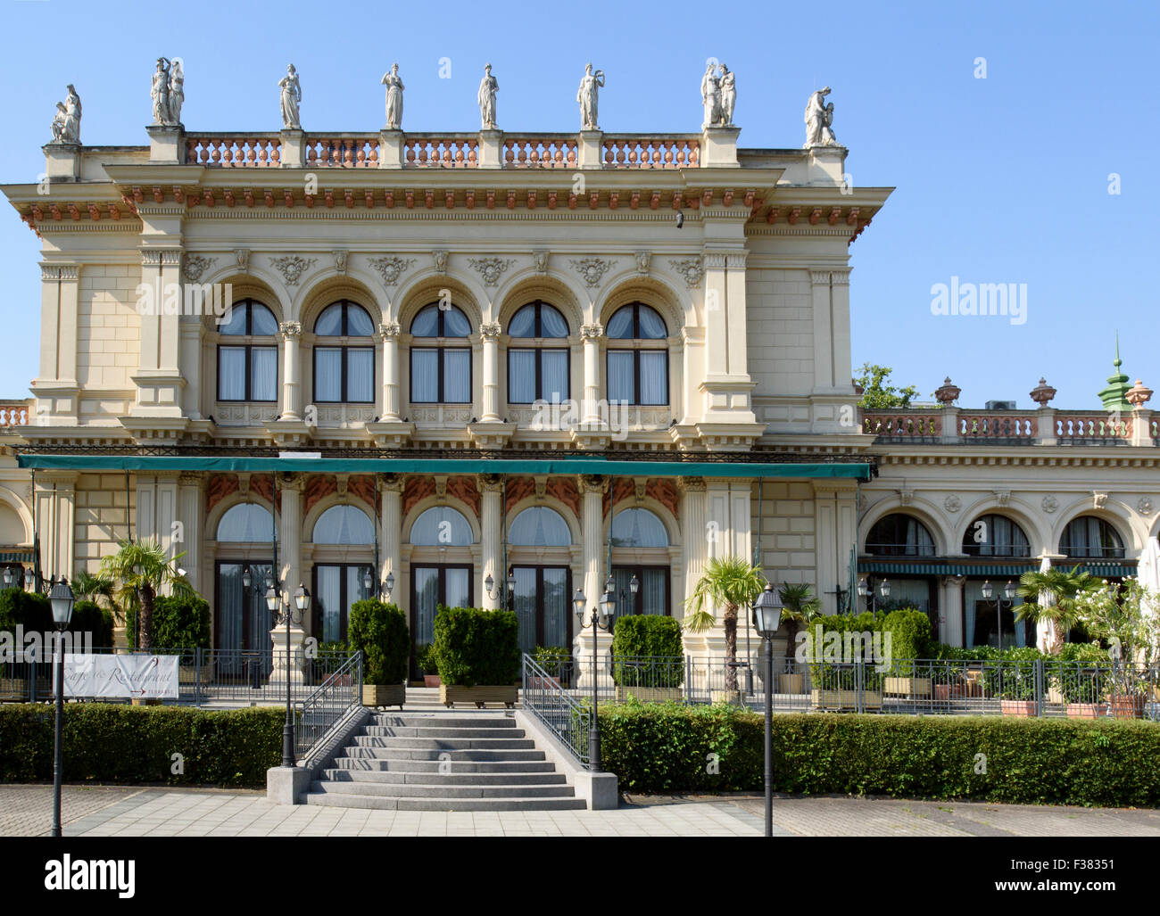 Kursalon vienna hi-res stock photography and images - Alamy