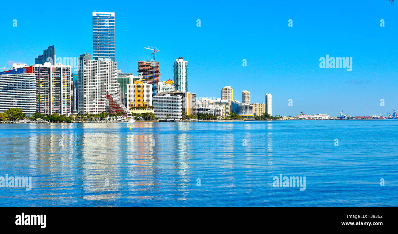 U s s biscayne hi-res stock photography and images - Alamy