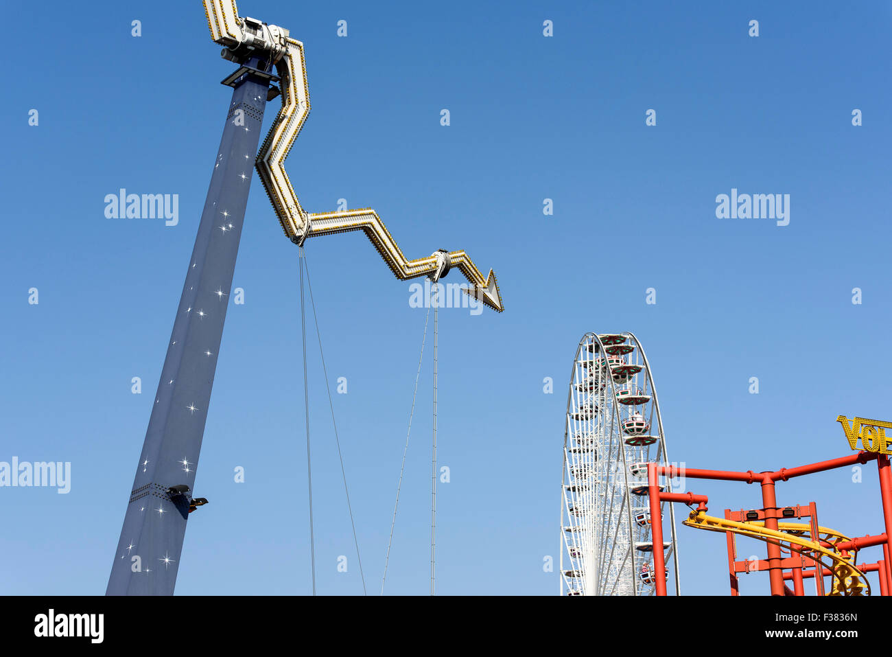 Funfair ride amusementpark prater vienna hi-res stock photography and ...