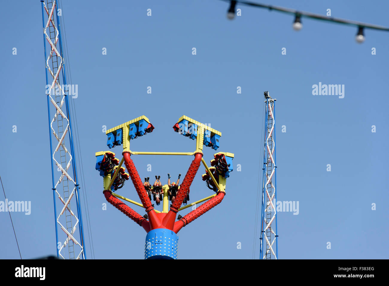 Funfair ride amusementpark prater vienna hi-res stock photography and ...