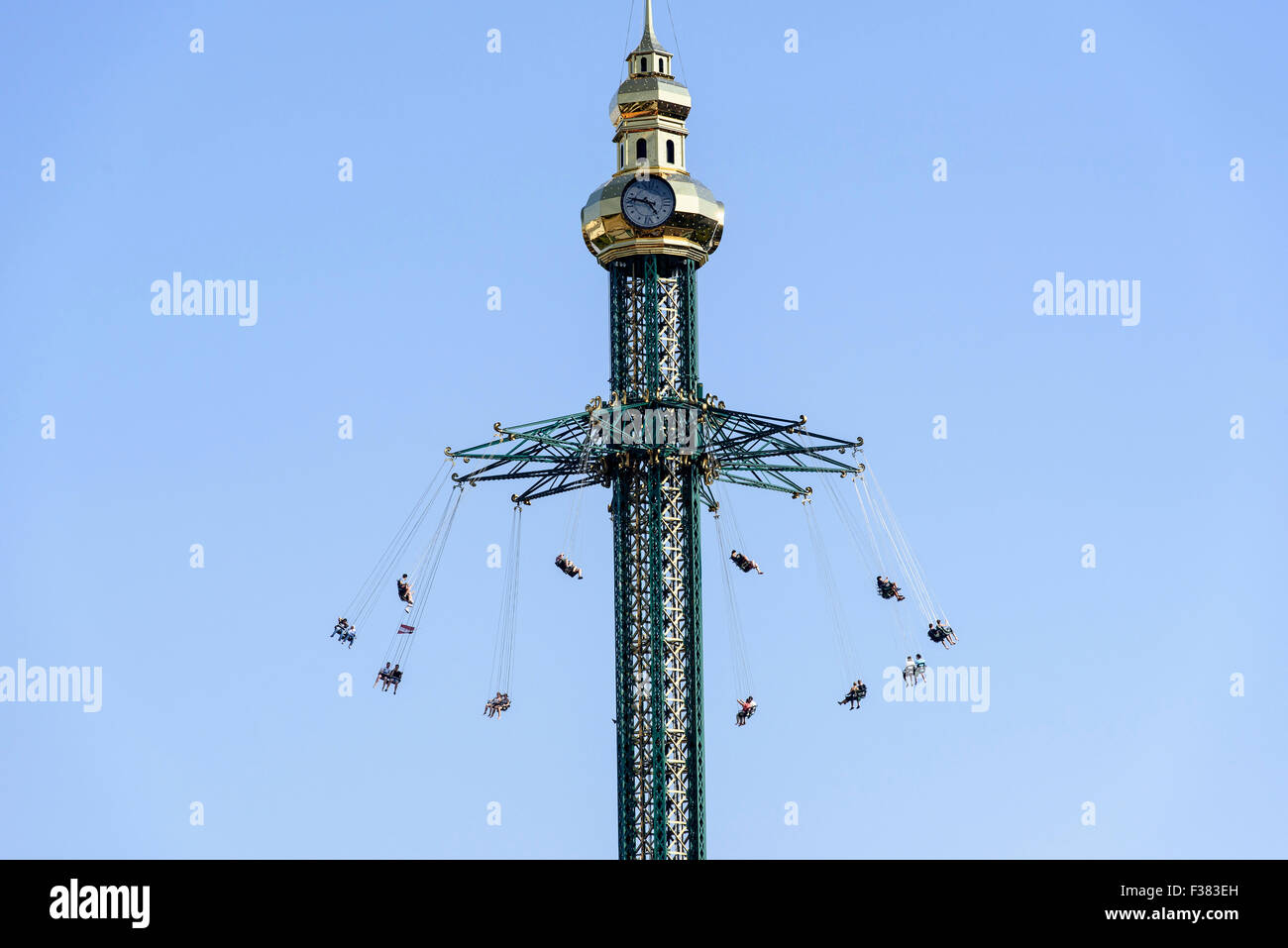 Funfair ride amusementpark prater vienna hi-res stock photography and ...