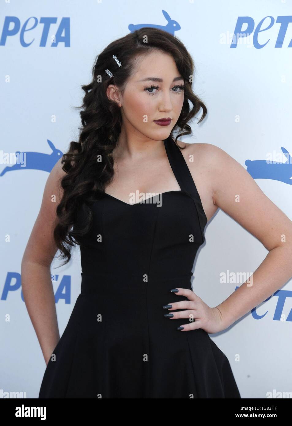 Los Angeles, CA, USA. 30th Sep, 2015. Noah Cyrus at arrivals for PETA's ...