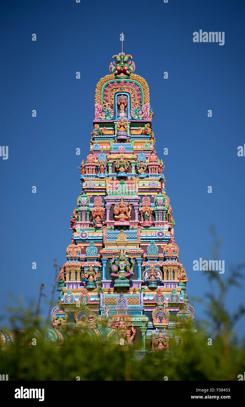 Hamm, Germany. 1st Oct, 2015. The Sri Kamadchi Ampal temple, the second ...
