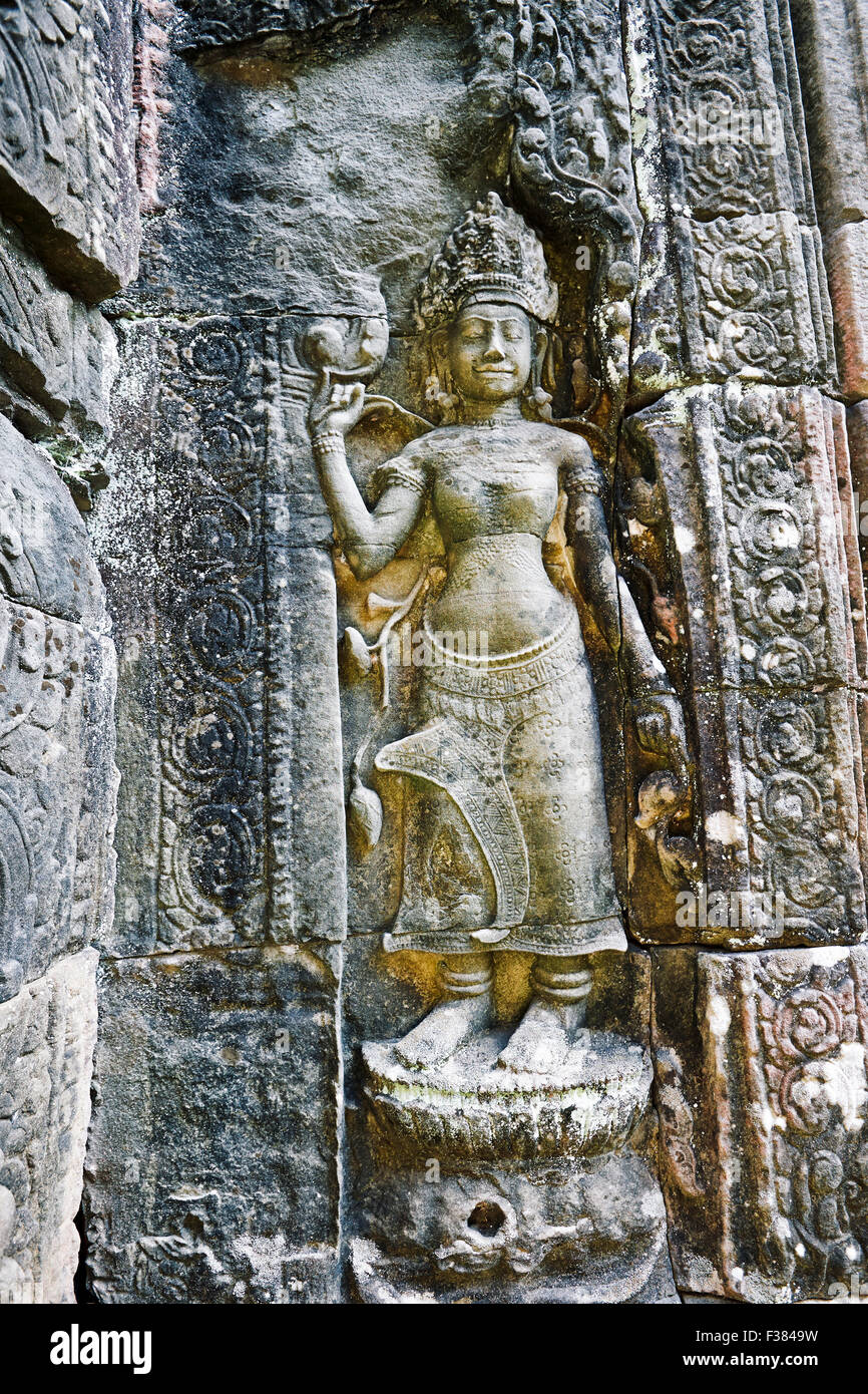 Bas-relief of apsara (celestial dancer) in Banteay Kdei temple. Angkor ...