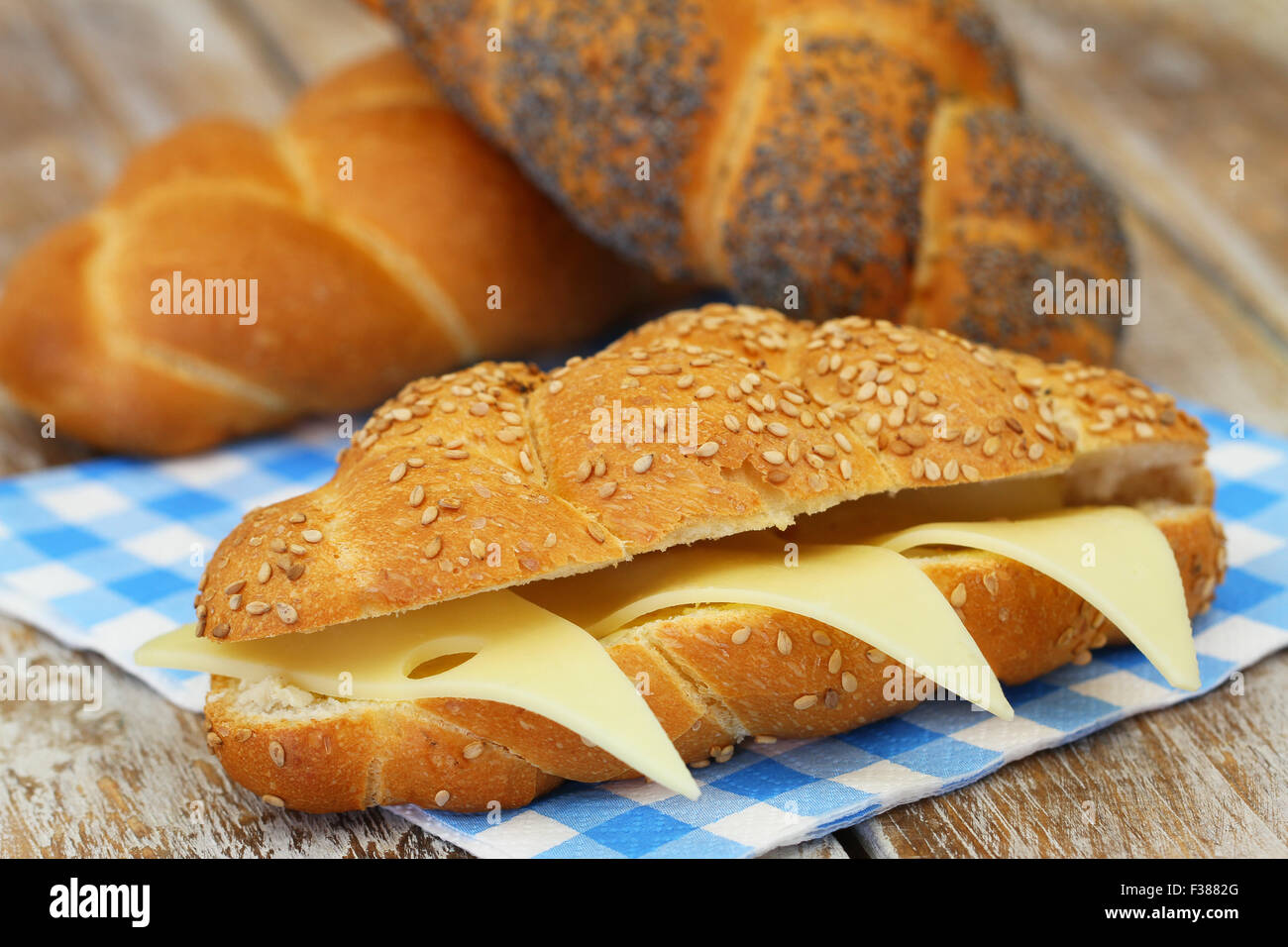 Challah sandwich hi-res stock photography and images - Alamy